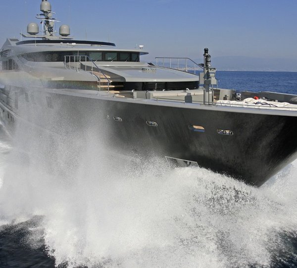 Yacht SEA FORCE ONE, Admiral | CHARTERWORLD Luxury Superyacht Charters